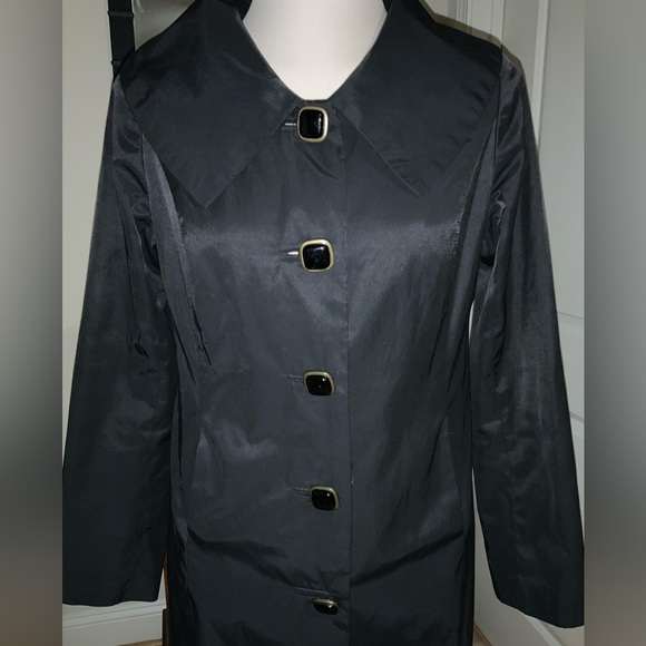 vetigo | Jackets & Coats | Vertigo Paris Raincoat | Poshmark